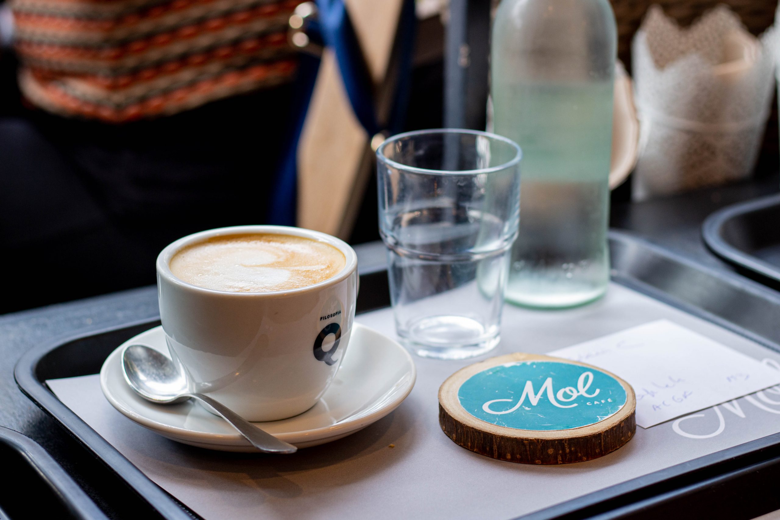 Mol Café